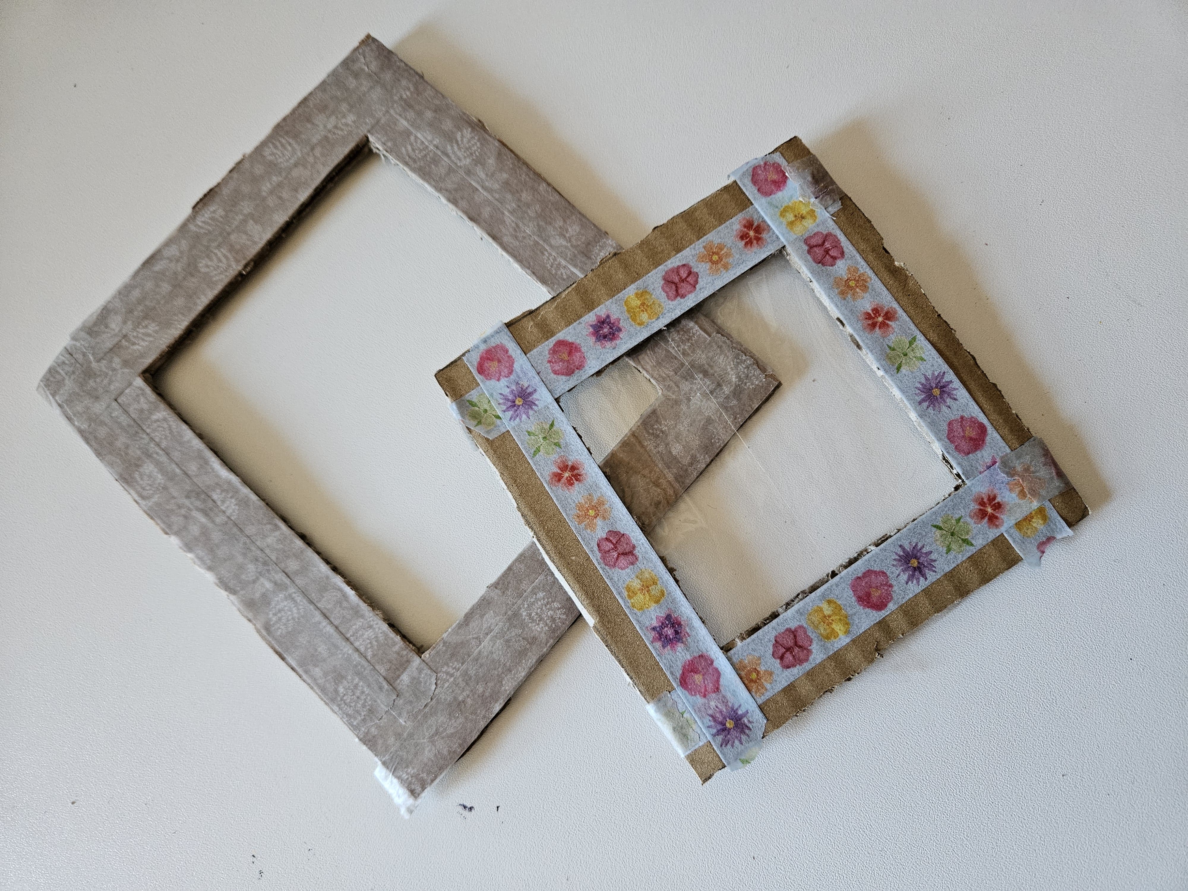 DIY Cardboard Tape Craft – A Quick And Fun Outdoor Activity